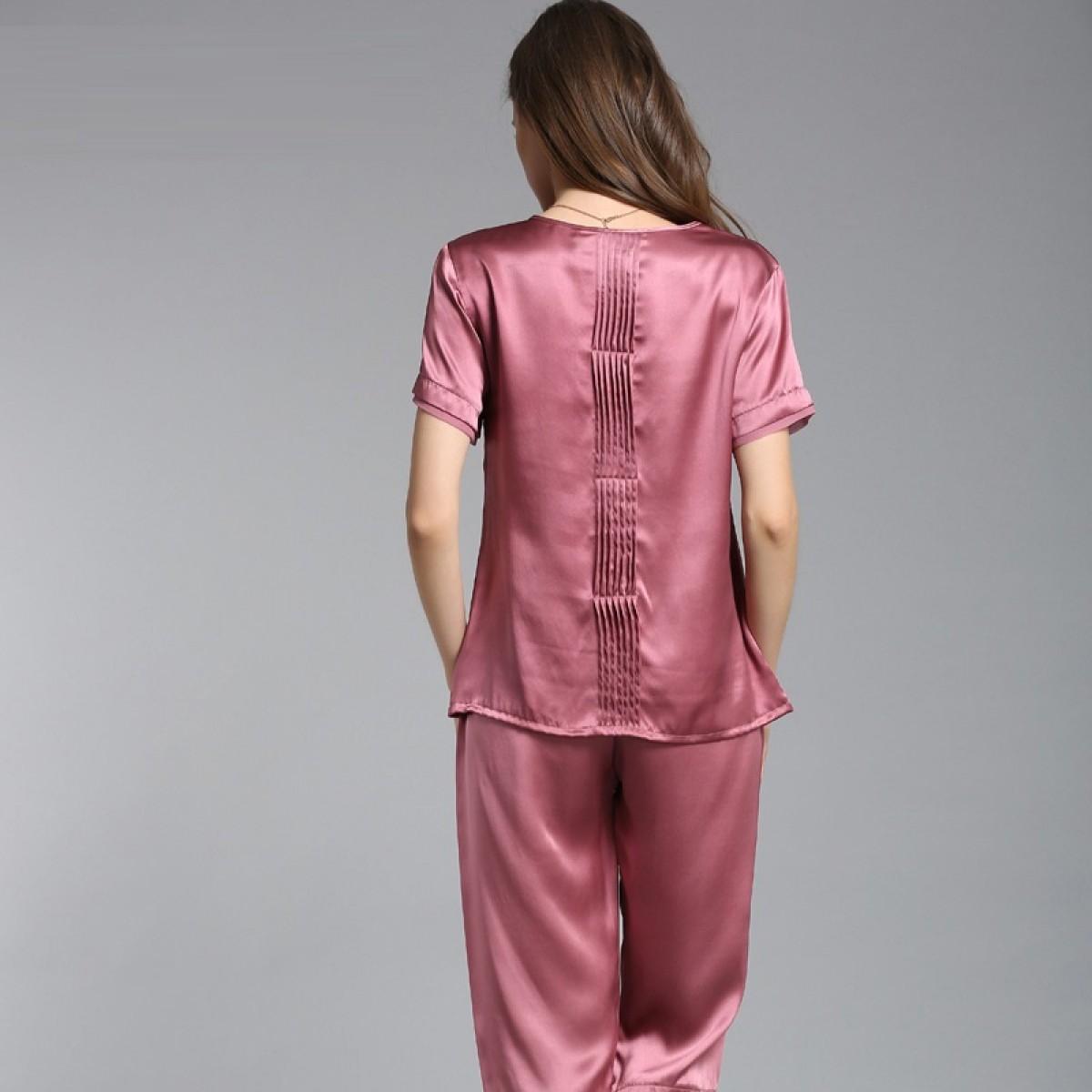 Sexy Short Sleeves Red Silk Pajamas Set for Women