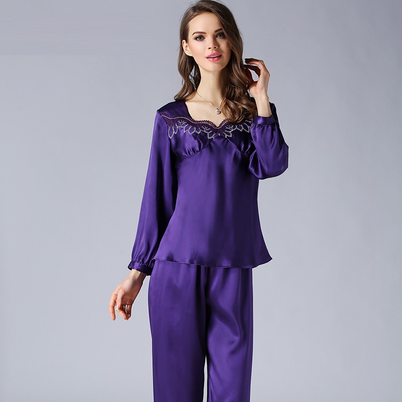 Long Sleeves Summer Red Silk Pajamas Set for Women